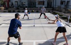 Pickleball transition zone strategies & tips | PlayPickleball